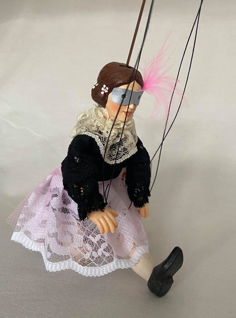 Little Columbine Puppet - Tales of Love | AxaMarionettes
