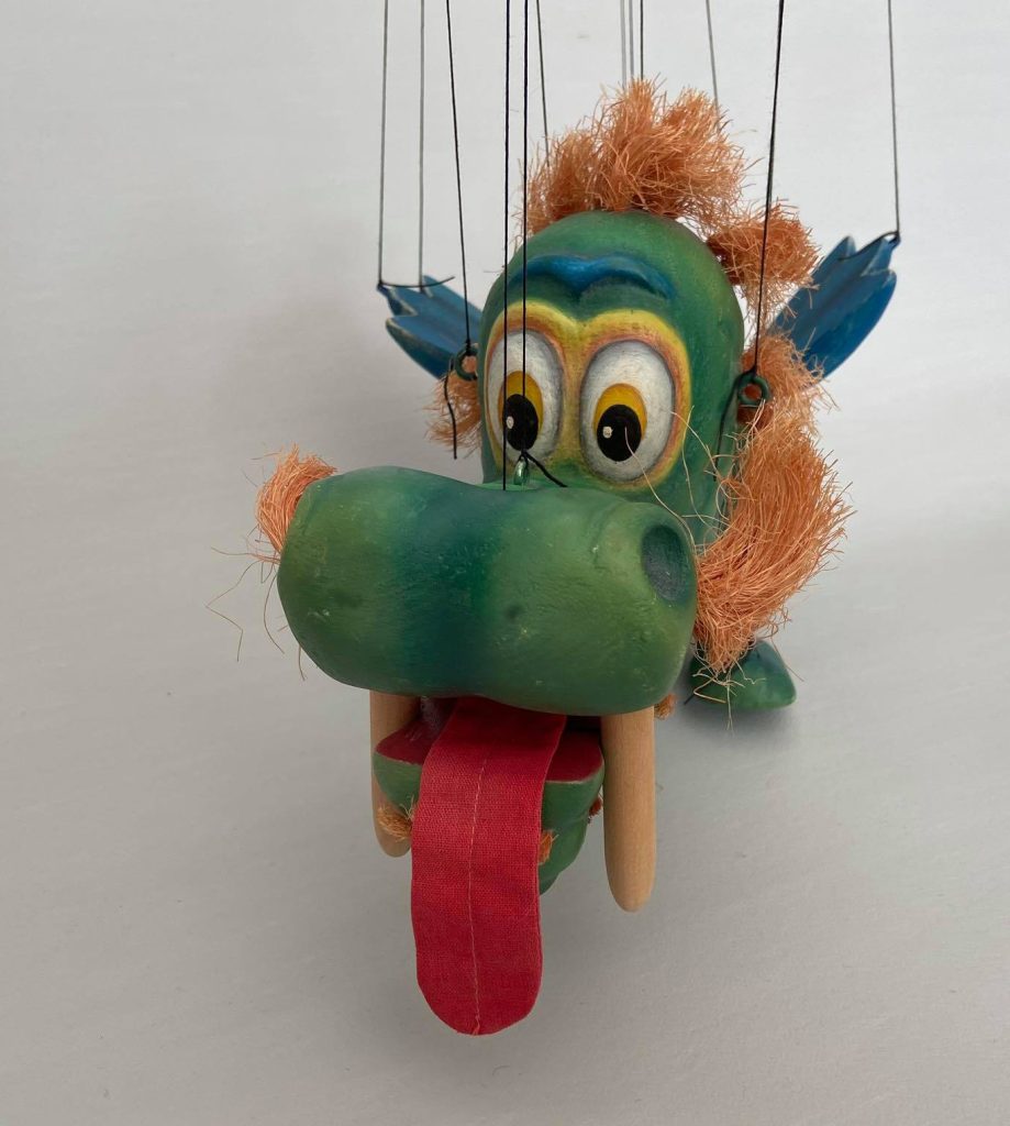 Enigmatic Dragon - Hero of Stories | AxaMarionettes